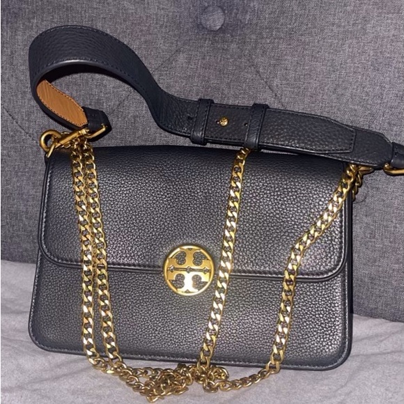 Tory Burch | Bags | Tory Burch Chelsea Crossbody | Poshmark
